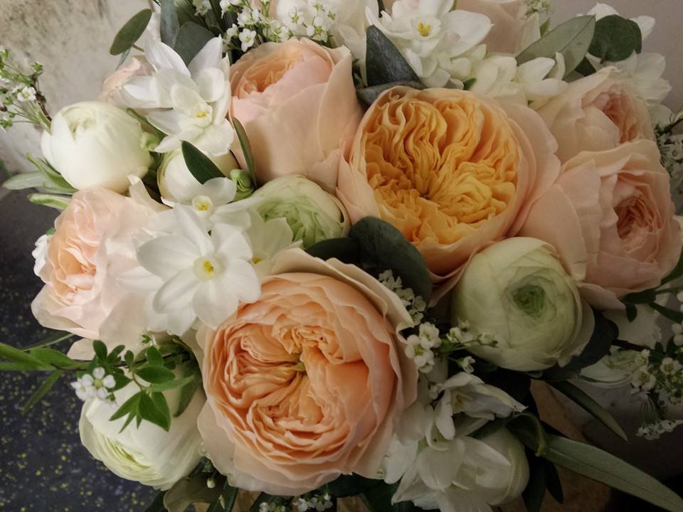 Barnabys Florist Stevenage Order Online or Tel 01438 221006